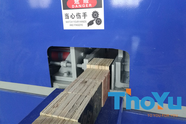 Automatic Multilayer Plywood Pallet Block Machine - ThoYu