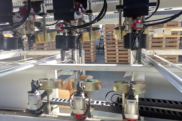 CNC pallet nailing machine, CNC automatic wood pallet nailer - ThoYu